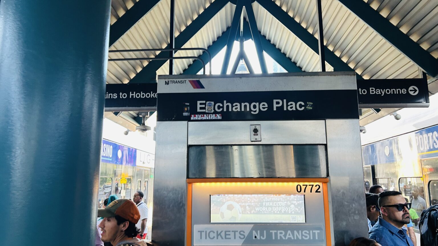 Exchange Place (PATH/NJT) – Chelsea's Corner
